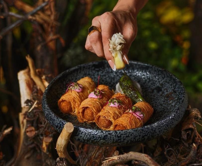 Live Match Screening restaurants near me