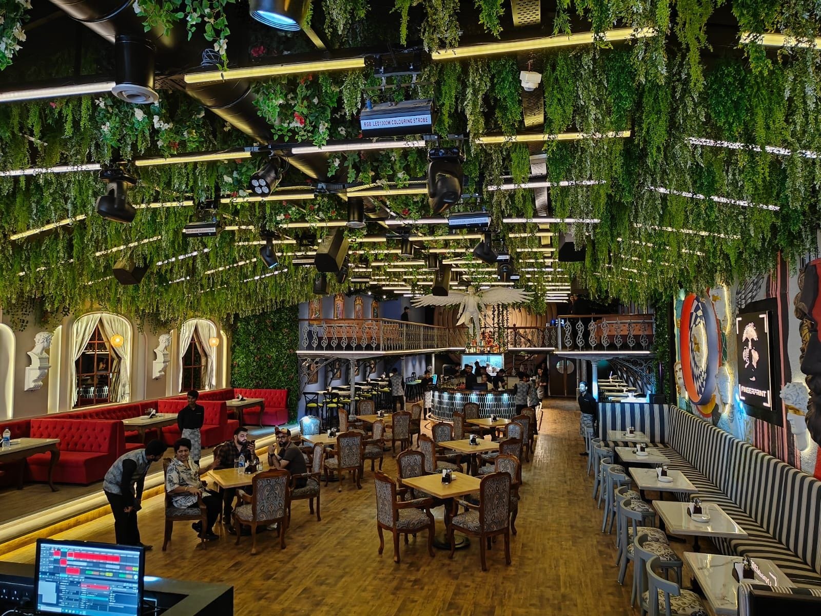 Fingerprint Kitchen & Bar in Malad West, Western Suburbs | Get Upto 50% Off