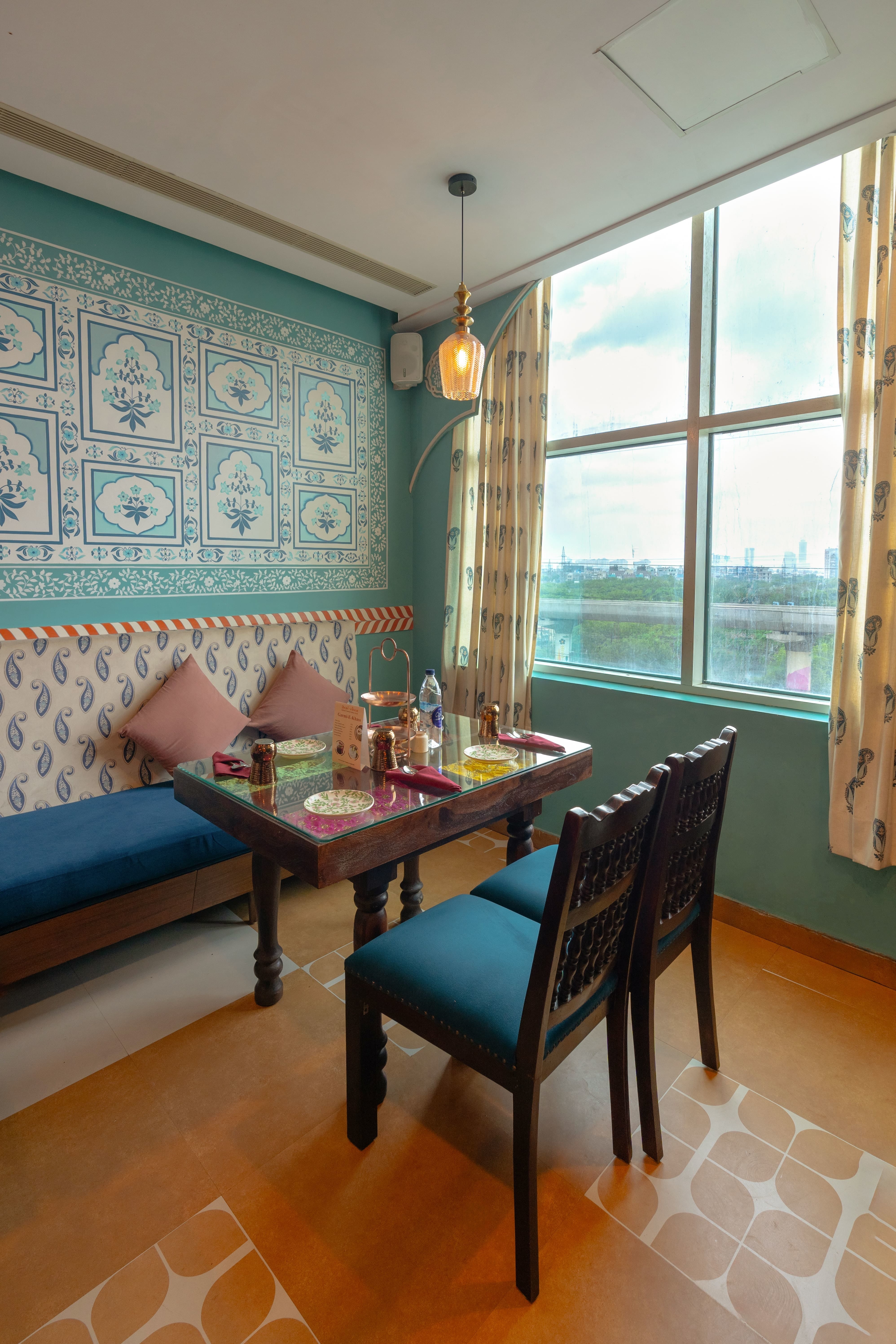 Best Restaurants in Spectrum Metro Mall, Noida | EazyDiner