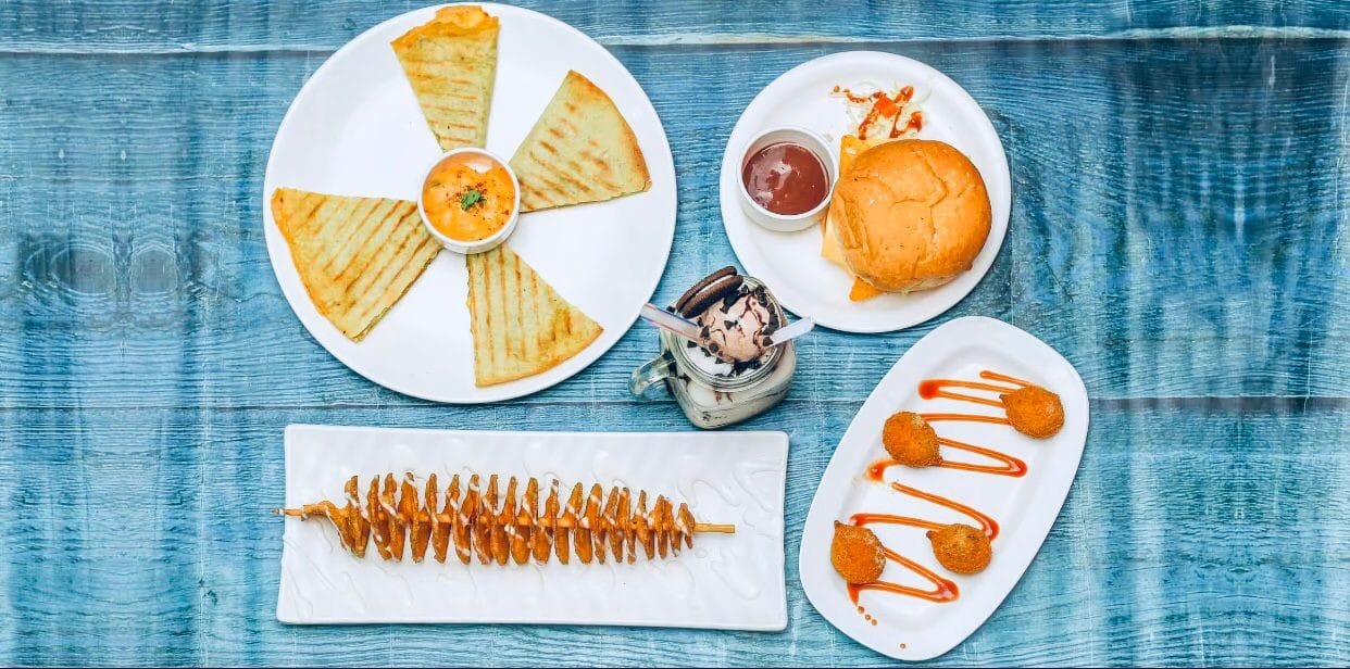 Explore Shree Sagar (CTR) in Malleshwaram, West Bengaluru