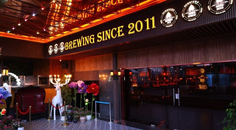 About Downtown Skye Alfresco & Brewery, Sector 54, Gurgaon
