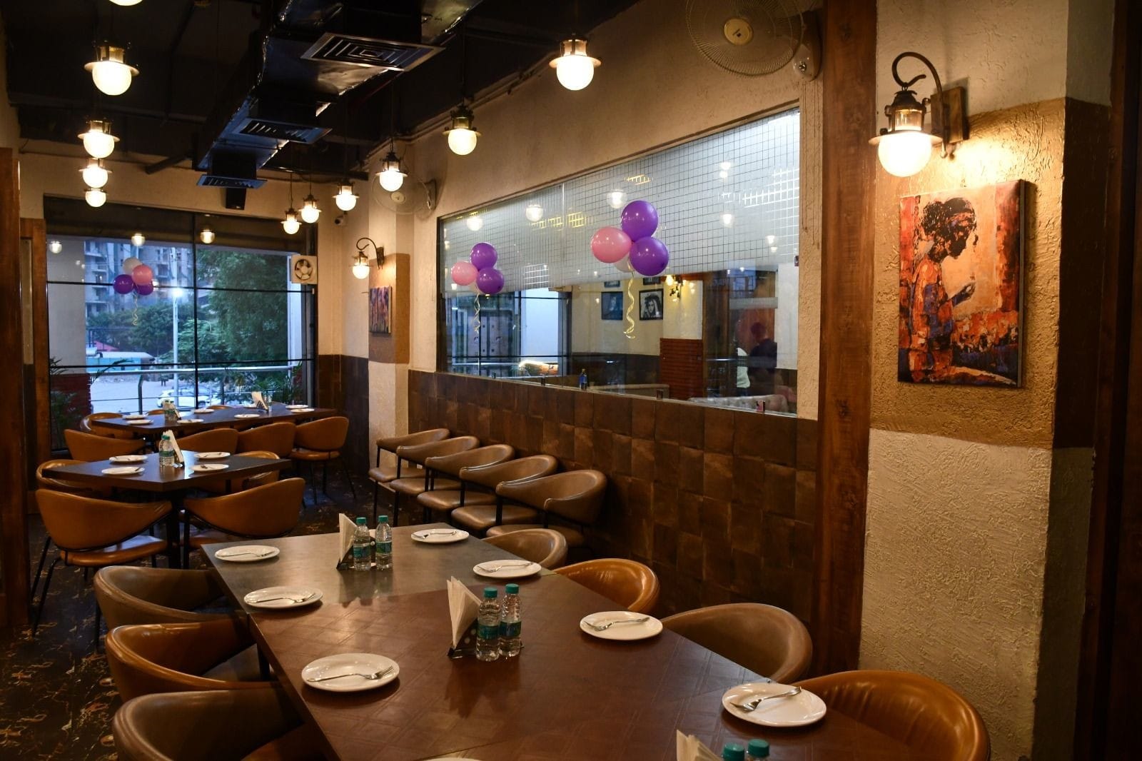 Explore Taapu BYOB and Cafe in Crossing Republik, Ghaziabad