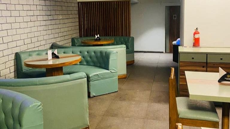 Best Bars and Pubs in Indore | Get Up to 50% Off