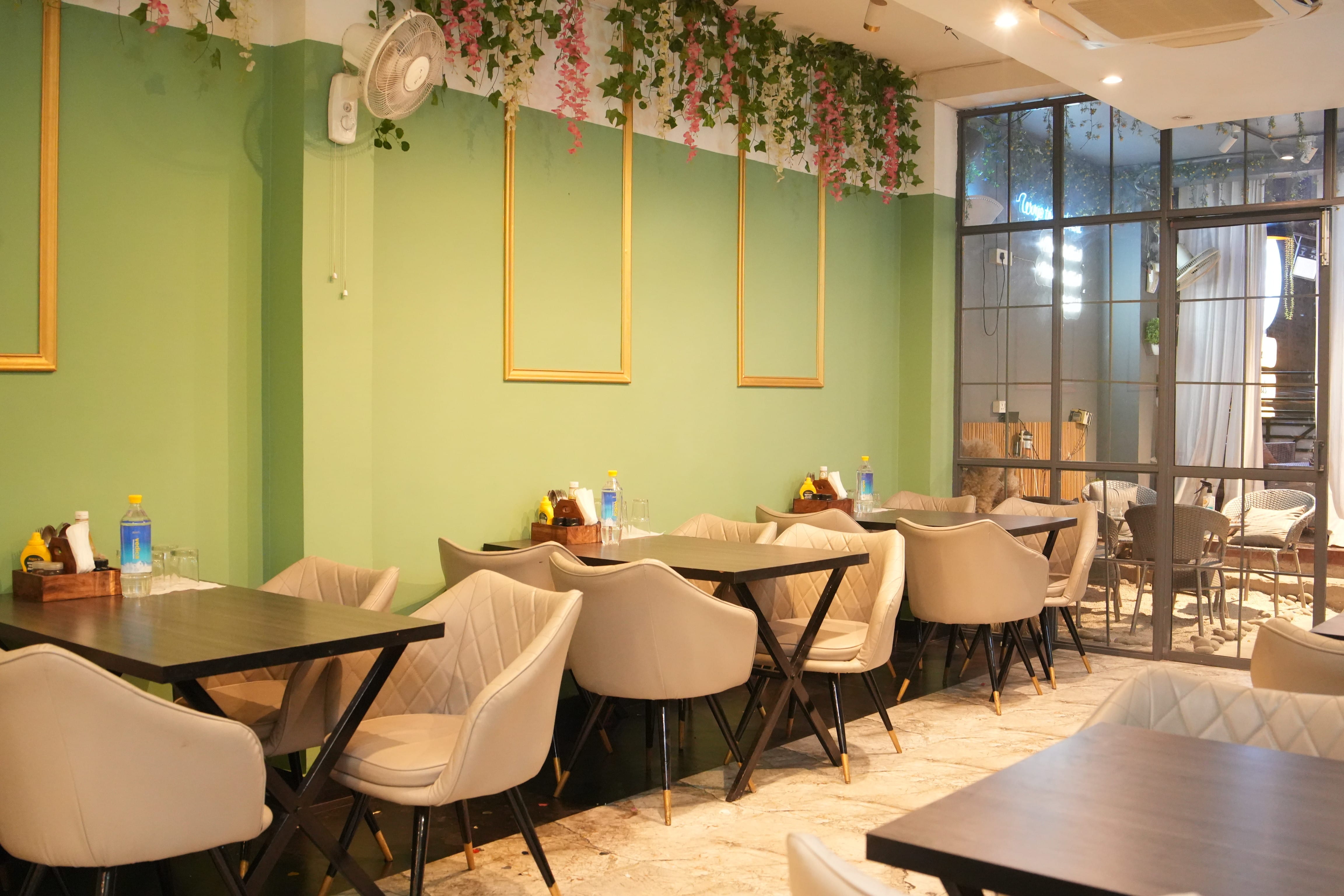 Best Restaurants in Rajouri Garden, West Delhi | EazyDiner