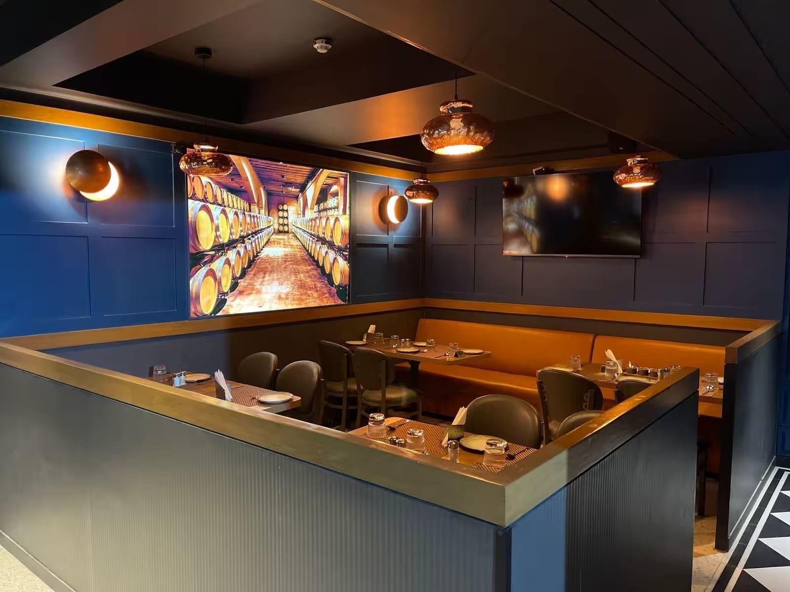 Fingerprint Kitchen & Bar in Malad West, Western Suburbs | Get Upto 50% Off