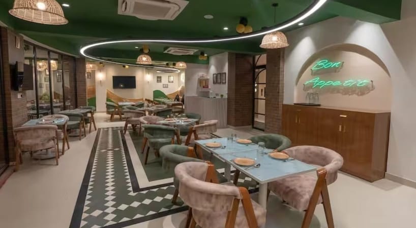 About Haristo Pizzeria X Khadak Singh Da Dhaba, Sector 10, Dwarka, West Delhi