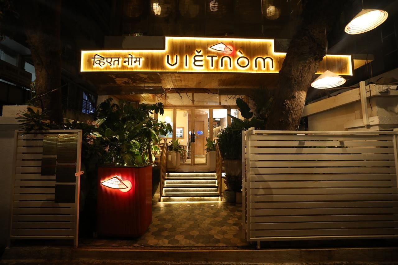 SAZ - American Brasserie in Jio World Drive, BKC | Get Upto 50% Off