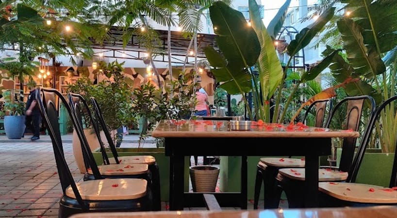Explore Hunger Camp Cafe in Electronic City, South Bengaluru