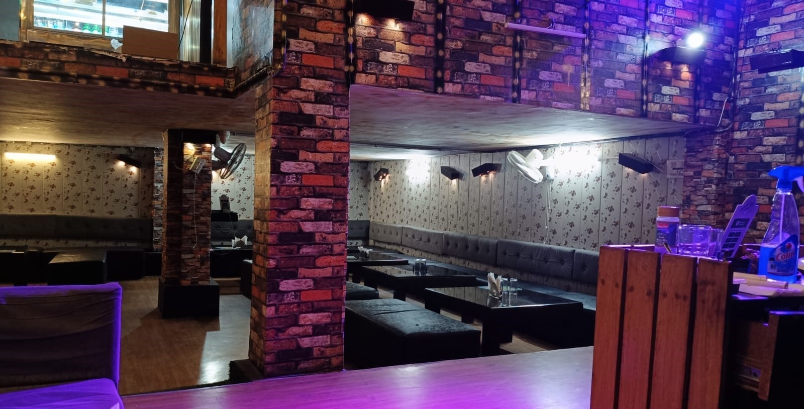 About Blue Fox Bar & Restaurant, Indira Nagar, Lucknow