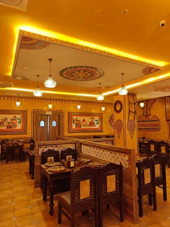 Explore Ghoomar Traditional Thali in Chandni Chowk, Old Delhi