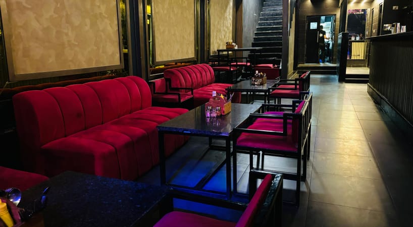 J Club in Antas Shopping Mall & Multiplex, Gomti Nagar | Get Upto 50% Off