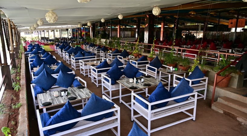 Cafe Co2 Resto Lounge in Bhugaon, Pune | Get Upto 50% Off