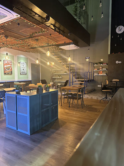 Explore Escada - All Day Kitchen & Bar in Viman Nagar, Pune