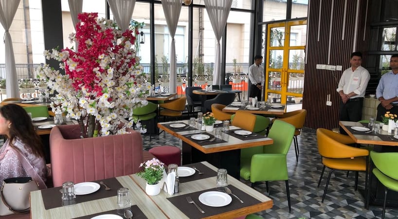 The Black Salt Restaurant & Bar in Sapphire 90 Mall, Sector 90, Gurgaon ...