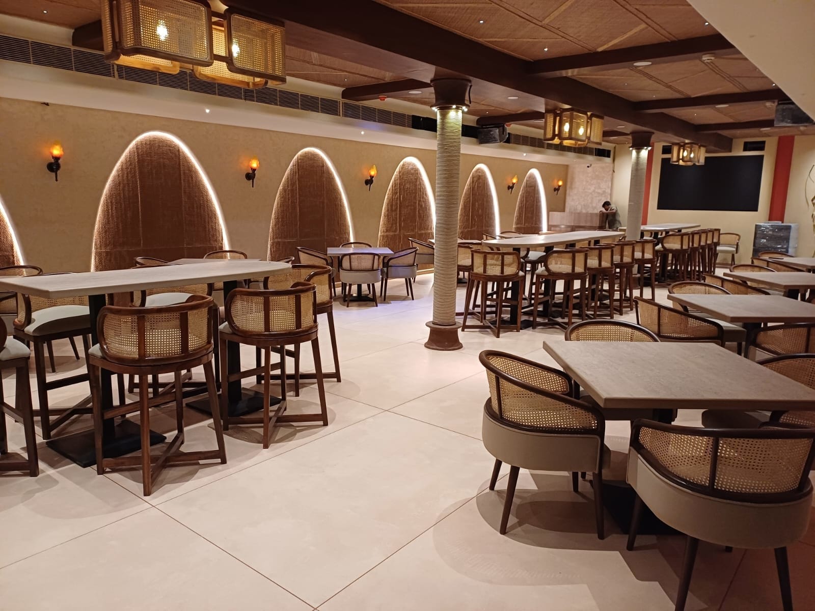 Best Restaurants in Malad West, Western Suburbs | EazyDiner