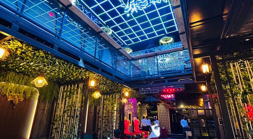 Tafri Lounge- Hotel The Elegance in The Elegance Hotel, Varanasi | Get ...