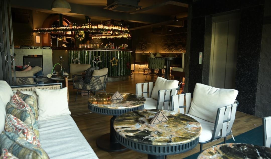 Call Chotu - All Day Diner & Bar in District Center, Saket | Get Upto ...