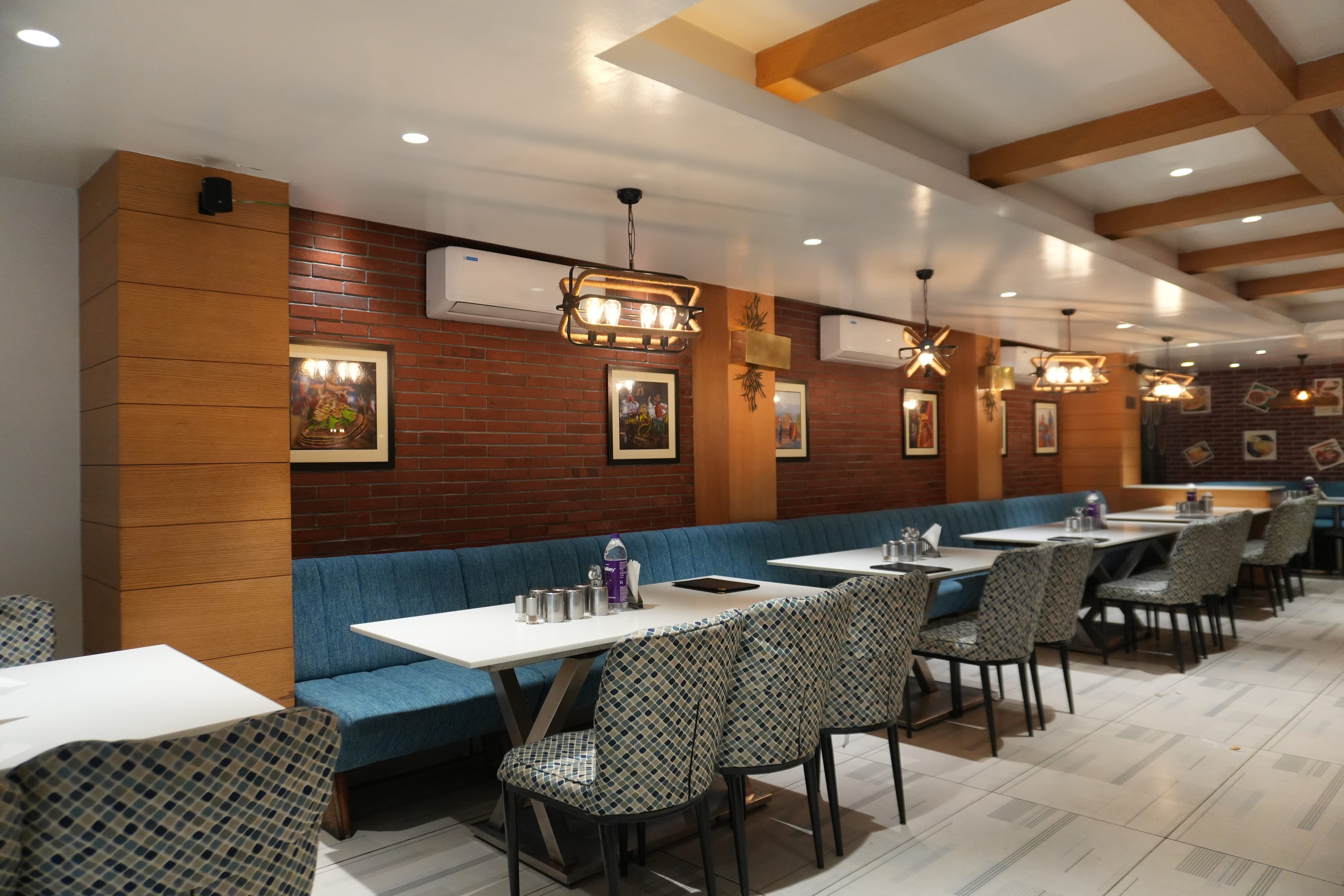 Checkout Best Restaurants in Indore | Get Upto 50% Off