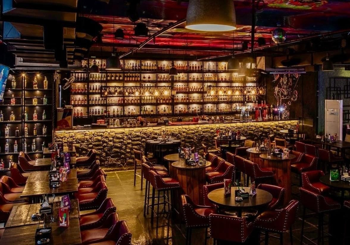 Best Bars and Pubs in Pune | Get Up to 50% Off