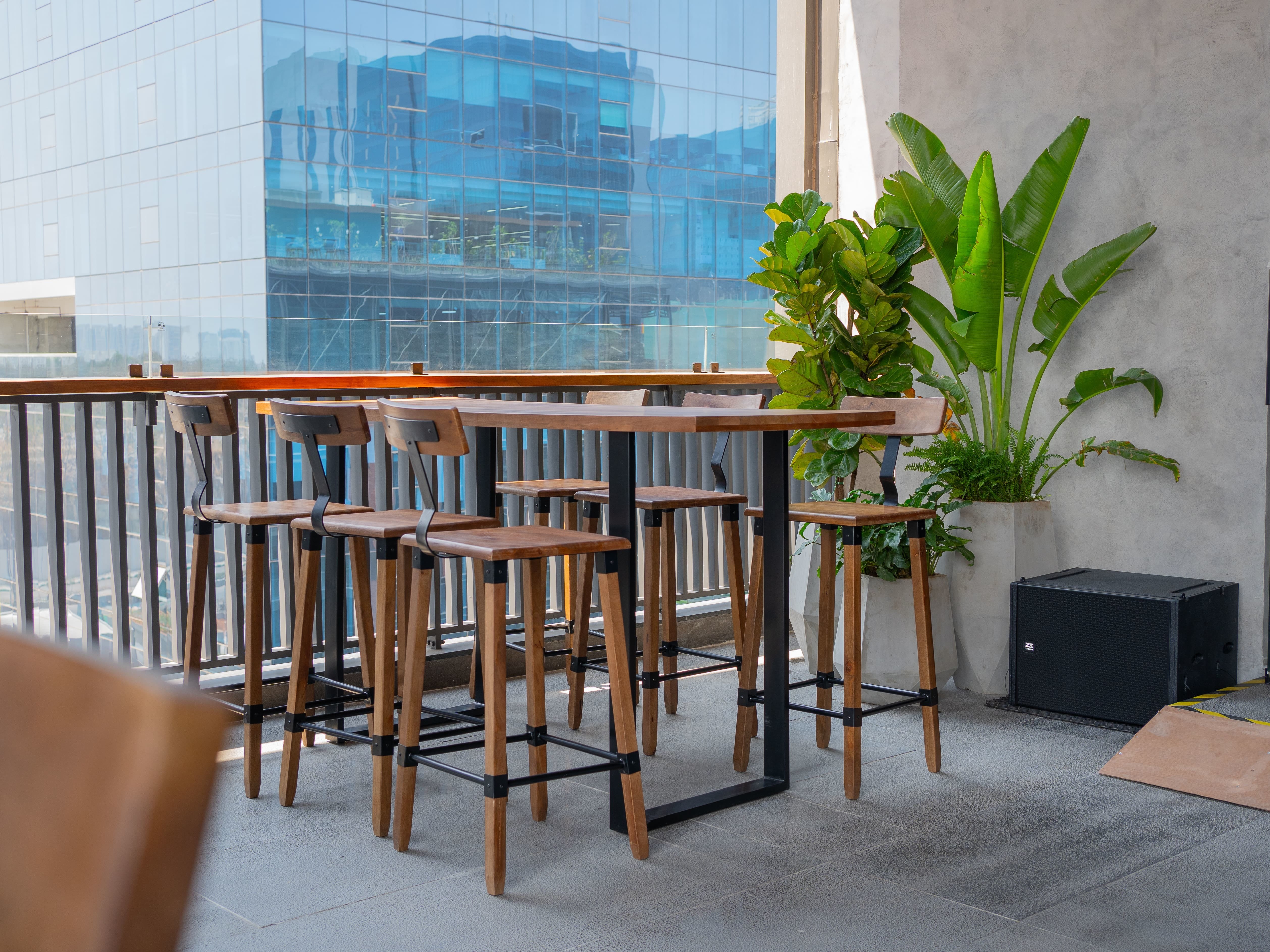 Amnesia Sky Bar in Inorbit Mall, Hitech City | Get Upto 50% Off