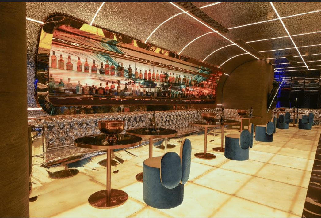 About Klub Hermis - India's First Super Club, Lemon Tree Hotel, Sector 60, Gurgaon