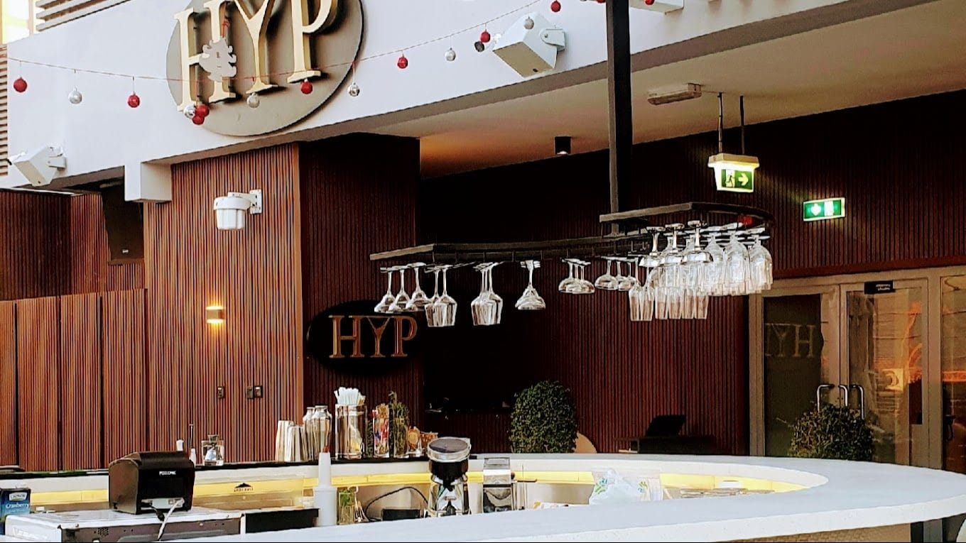 Cosmic Kitchen in Courtyard by Marriott, Dubai World Trade Centre | Get ...