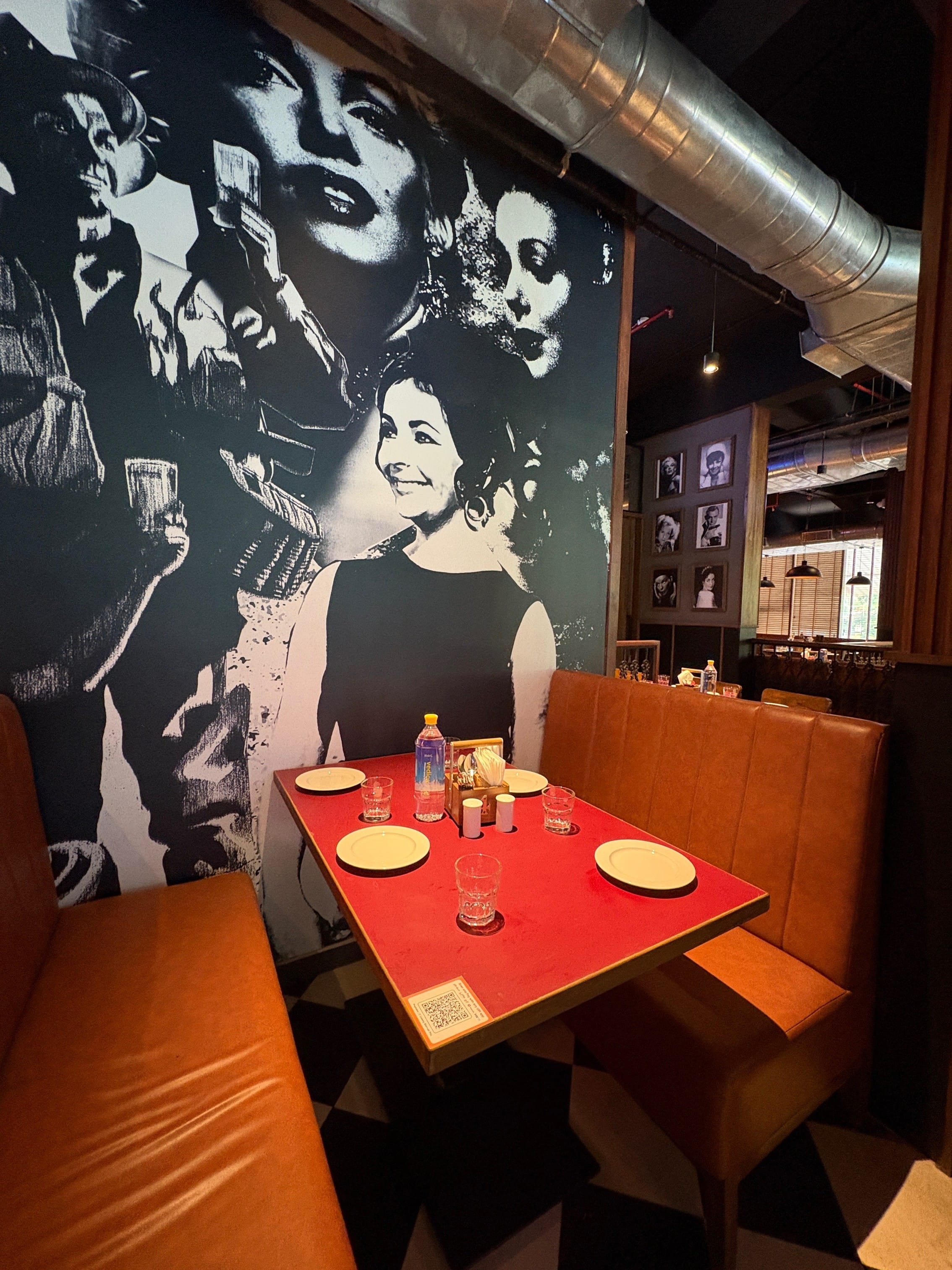 Check out Pop Tate's outlet Locations in Mumbai