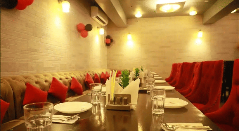 Afra Tafri Cafe Restaurant in Kidwaipuri, Patna | Get Upto 50% Off