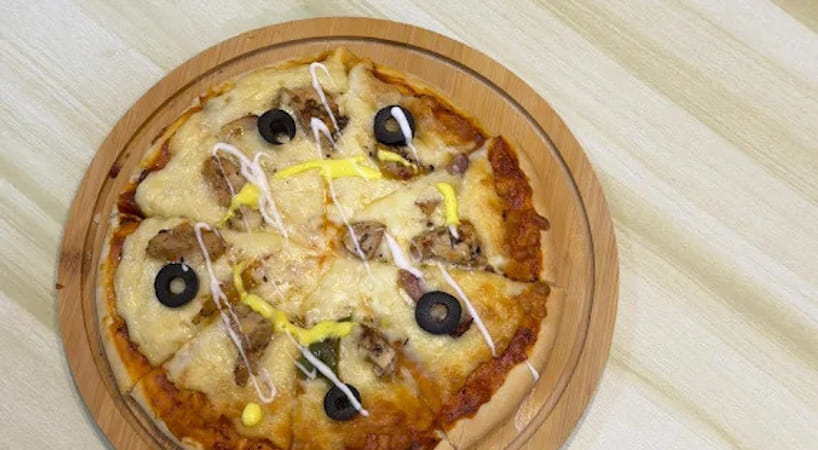 HRB Caffinity in Uzan Bazar, Guwahati | Get Upto 50% Off