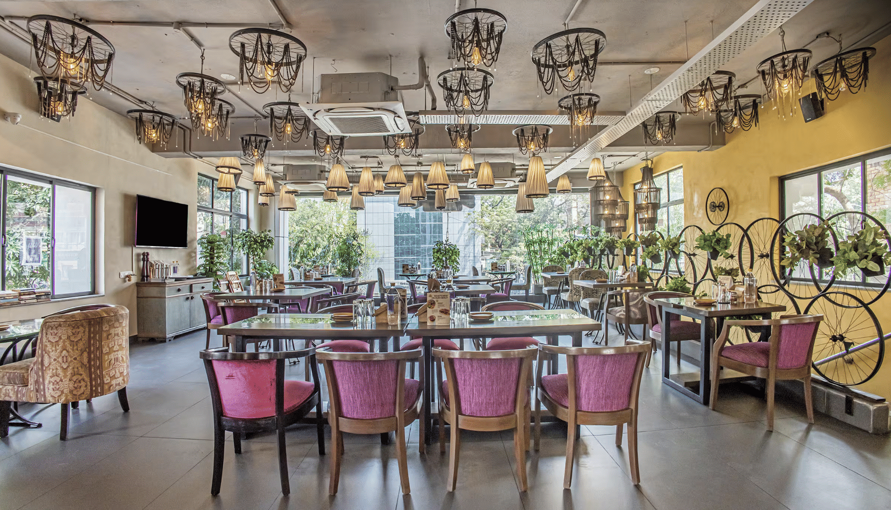 SUNDAYS in Anna Nagar East, Chennai | Get Upto 50% Off