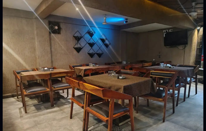 Gratis Fine Dine Bar in Baner, Pune | Get Upto 50% Off
