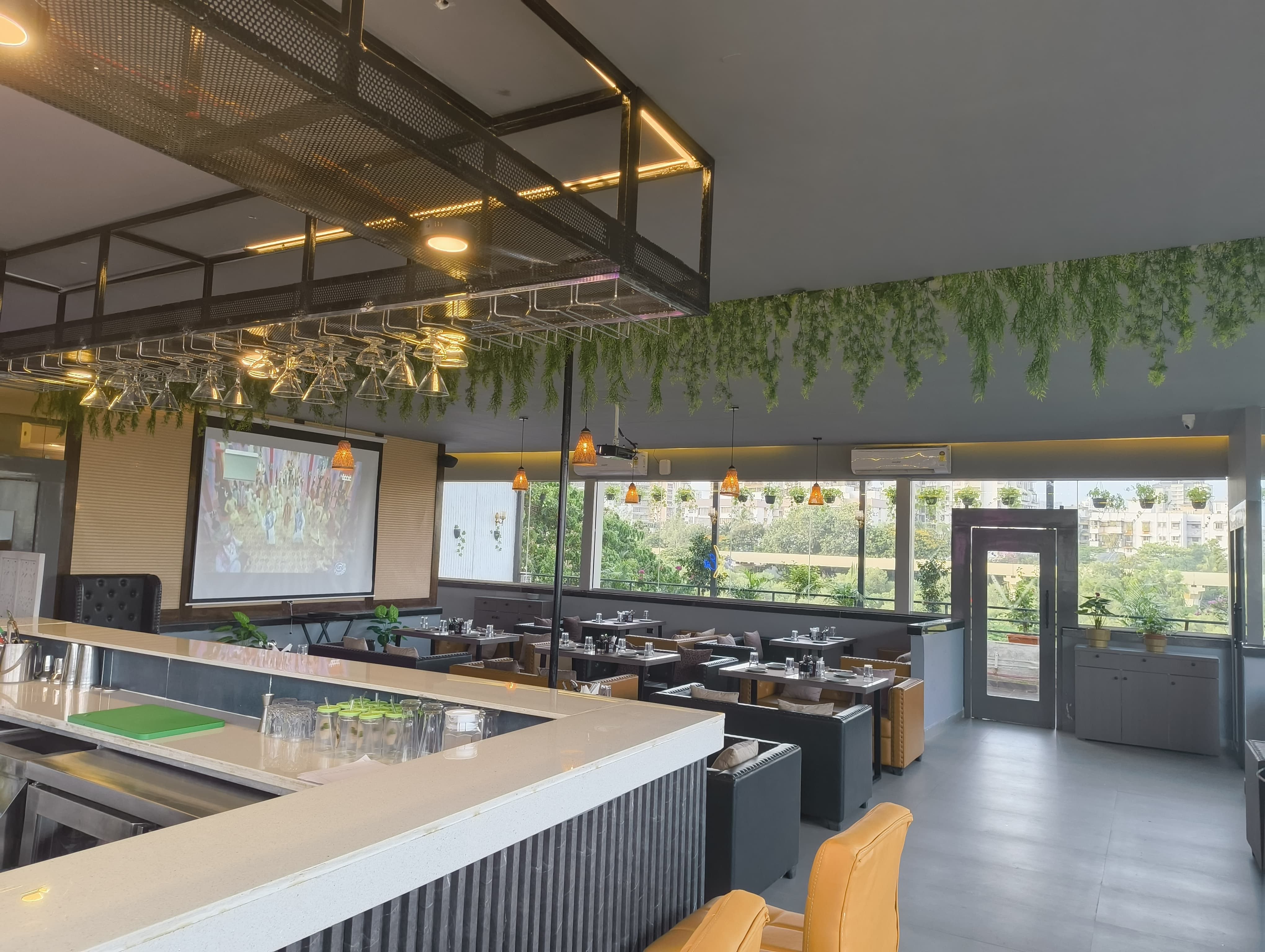 Shiloh in Andheri West, Western Suburbs | Get Upto 50% Off