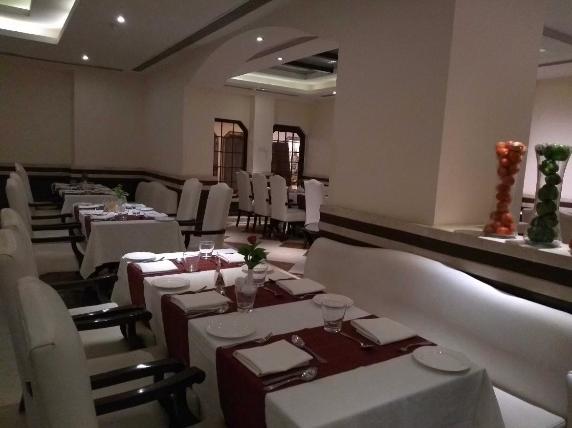 Wheelchair Accessible Restaurants in The Clarks, Varanasi | EazyDiner