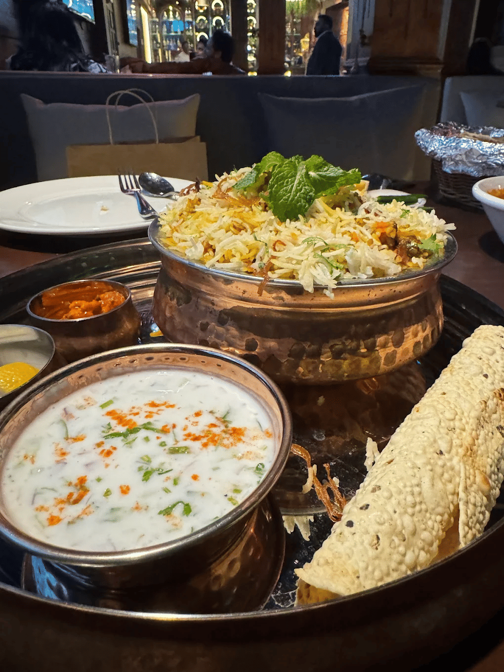 European Restaurants in Raviz Center Point Hotel, Dubai | EazyDiner