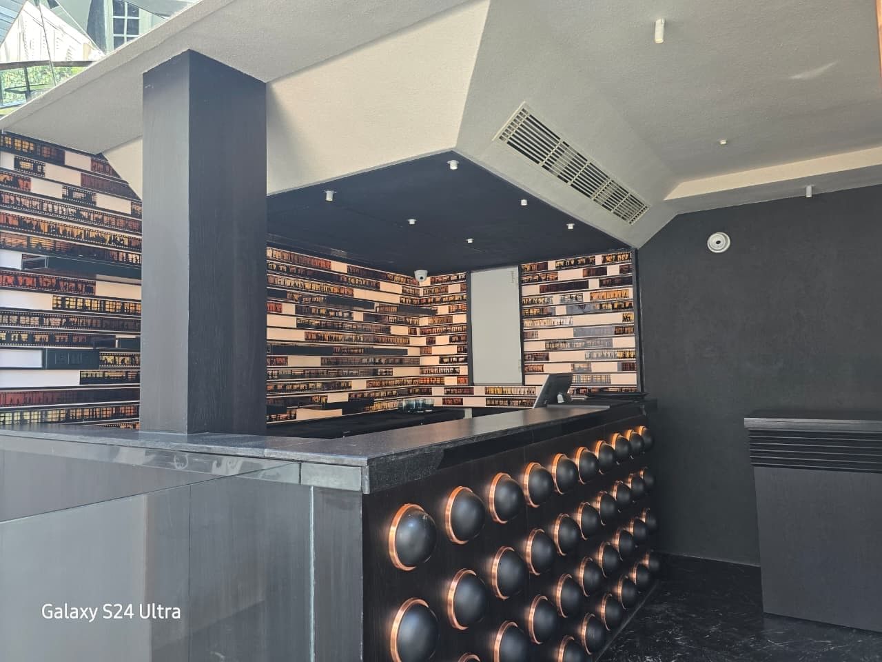 Menu of Machan, The Taj Mahal Hotel, New Delhi