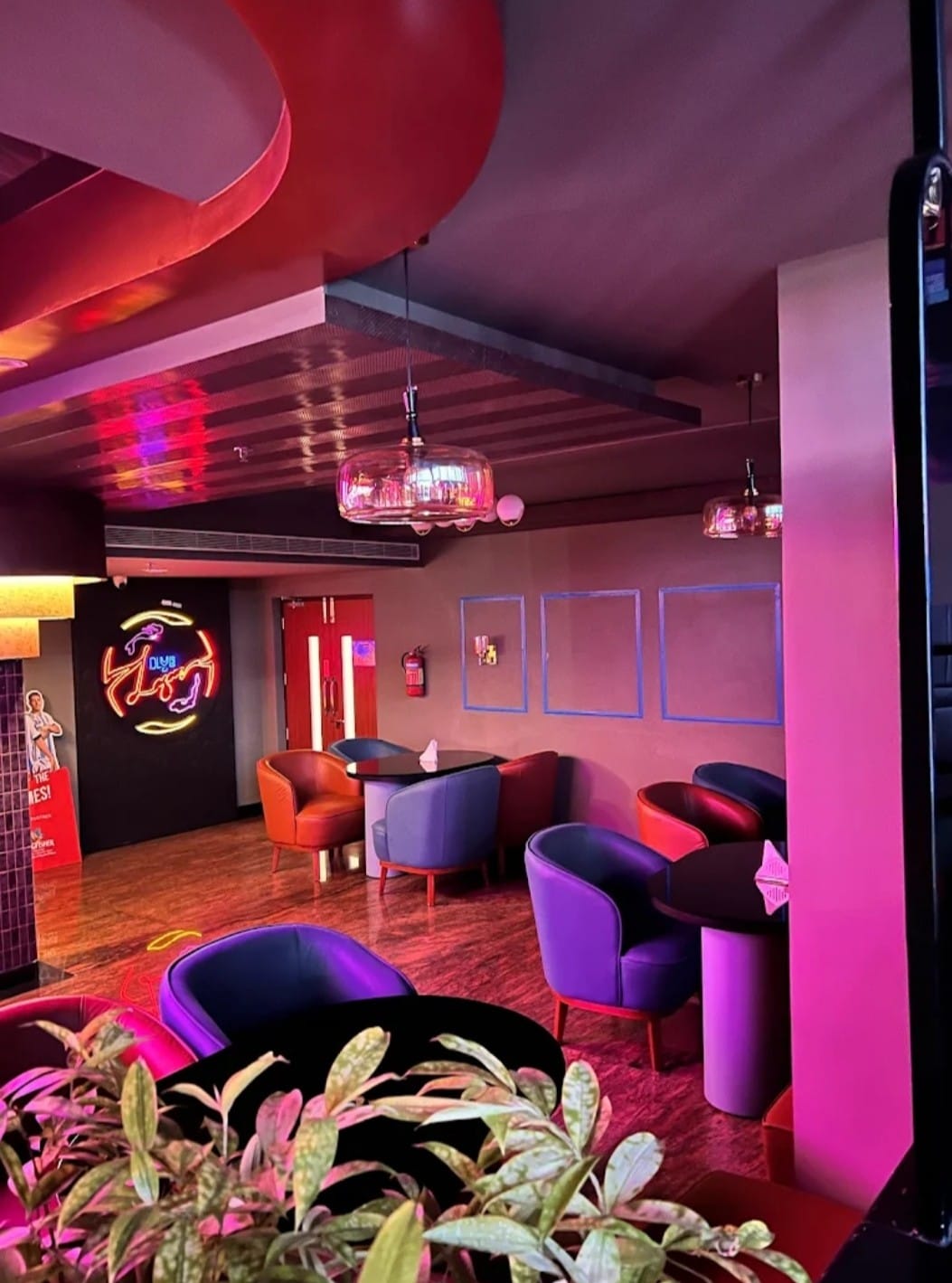 Best Bars and Pubs in Thiruvananthapuram | Get Up to 50% Off