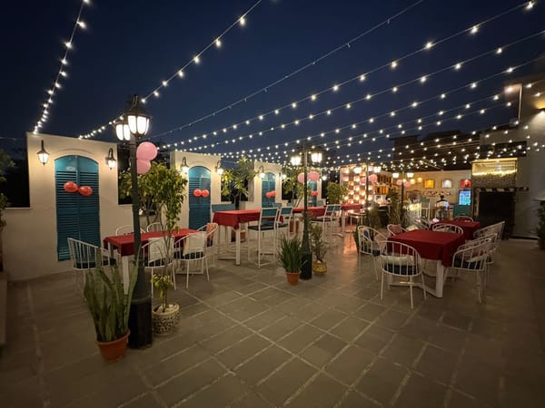 Explore J Brew & Kitchen Rooftop Restaurant in C Scheme, Jaipur