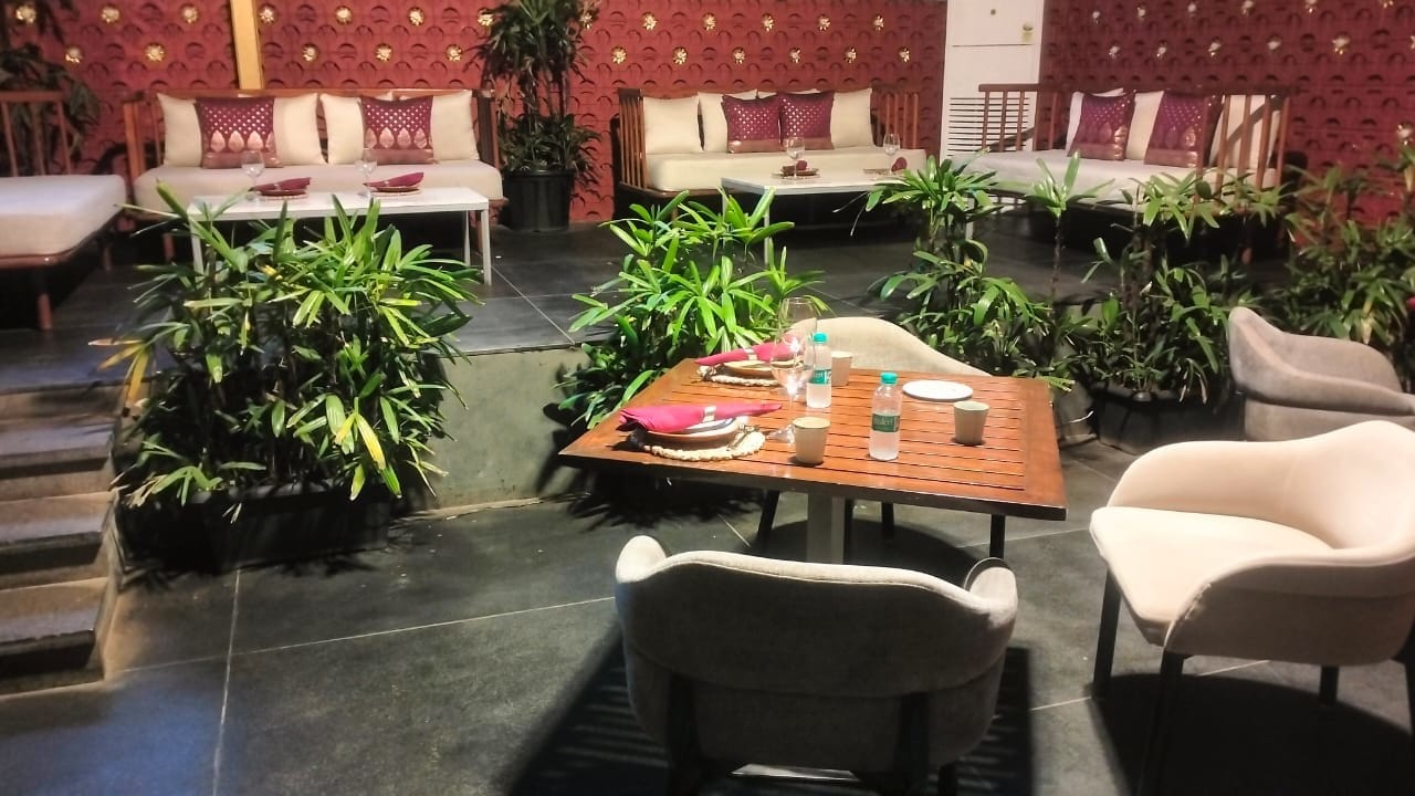 Modern Indian Restaurants in Hyatt Centric Juhu Mumbai | EazyDiner