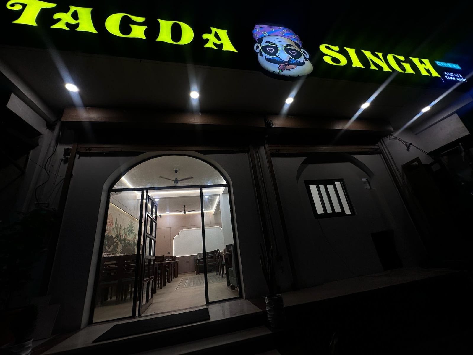 North Indian Restaurants in Ghat Ki Guni, Jaipur | EazyDiner