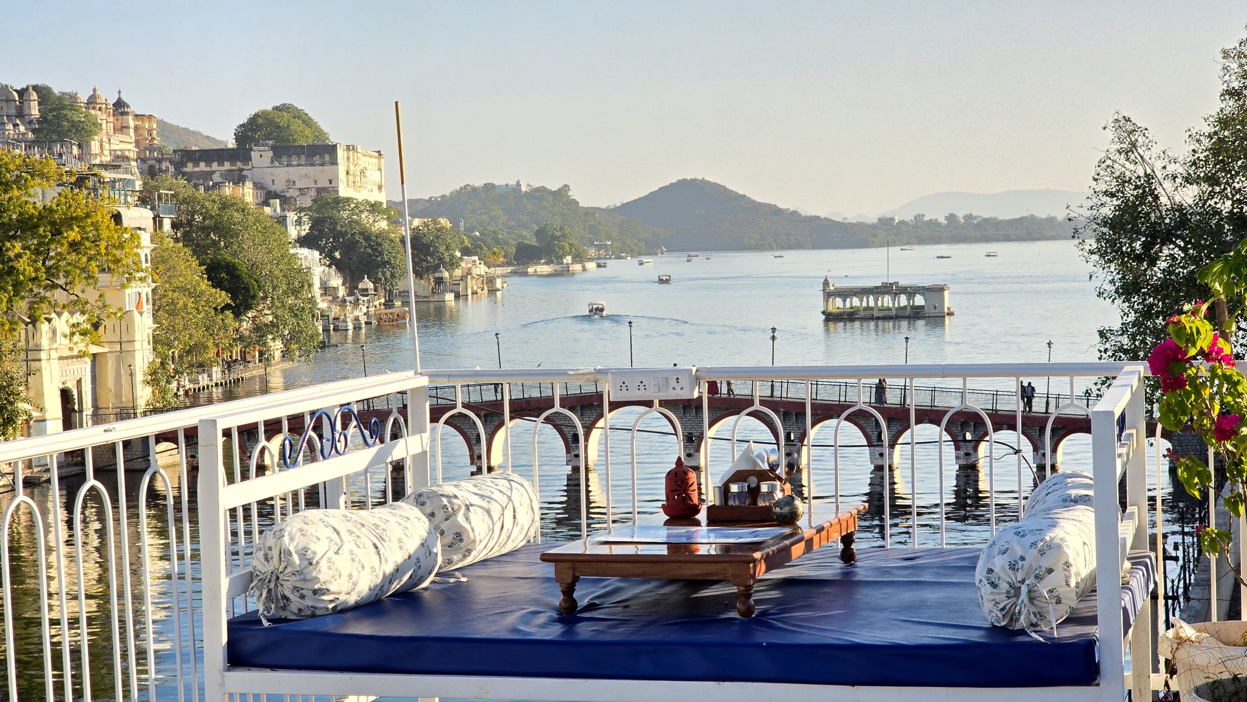 About Bawarchi Restaurant, Old City, Udaipur