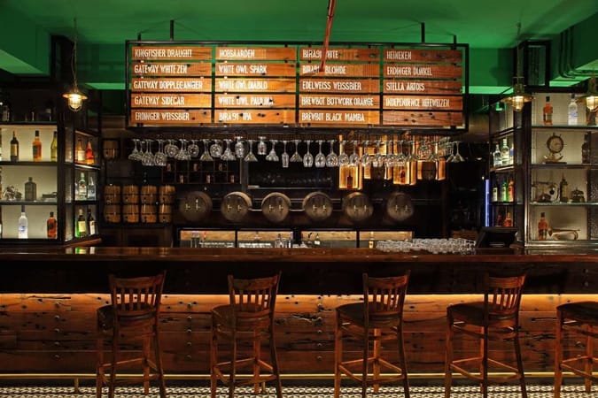The Irish House in Bandra Kurla Complex (BKC), Western Suburbs | Get ...