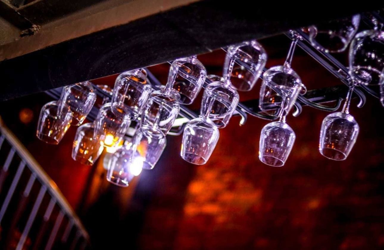 Best Bars and Pubs in Indore | Get Up to 50% Off