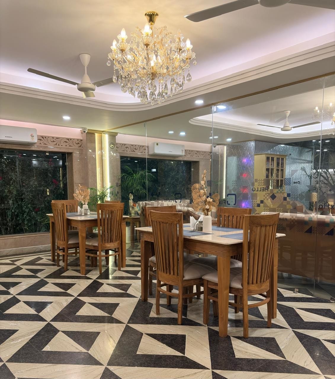 one8 Commune in Golf Course Road, Gurgaon | Get Upto 50% Off