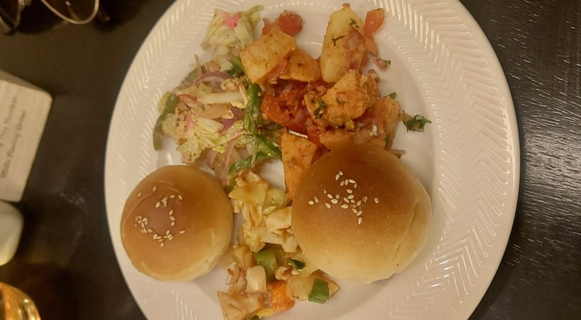 About Asia Alive - Global Dining, DoubleTree Suites By Hilton, Bengaluru